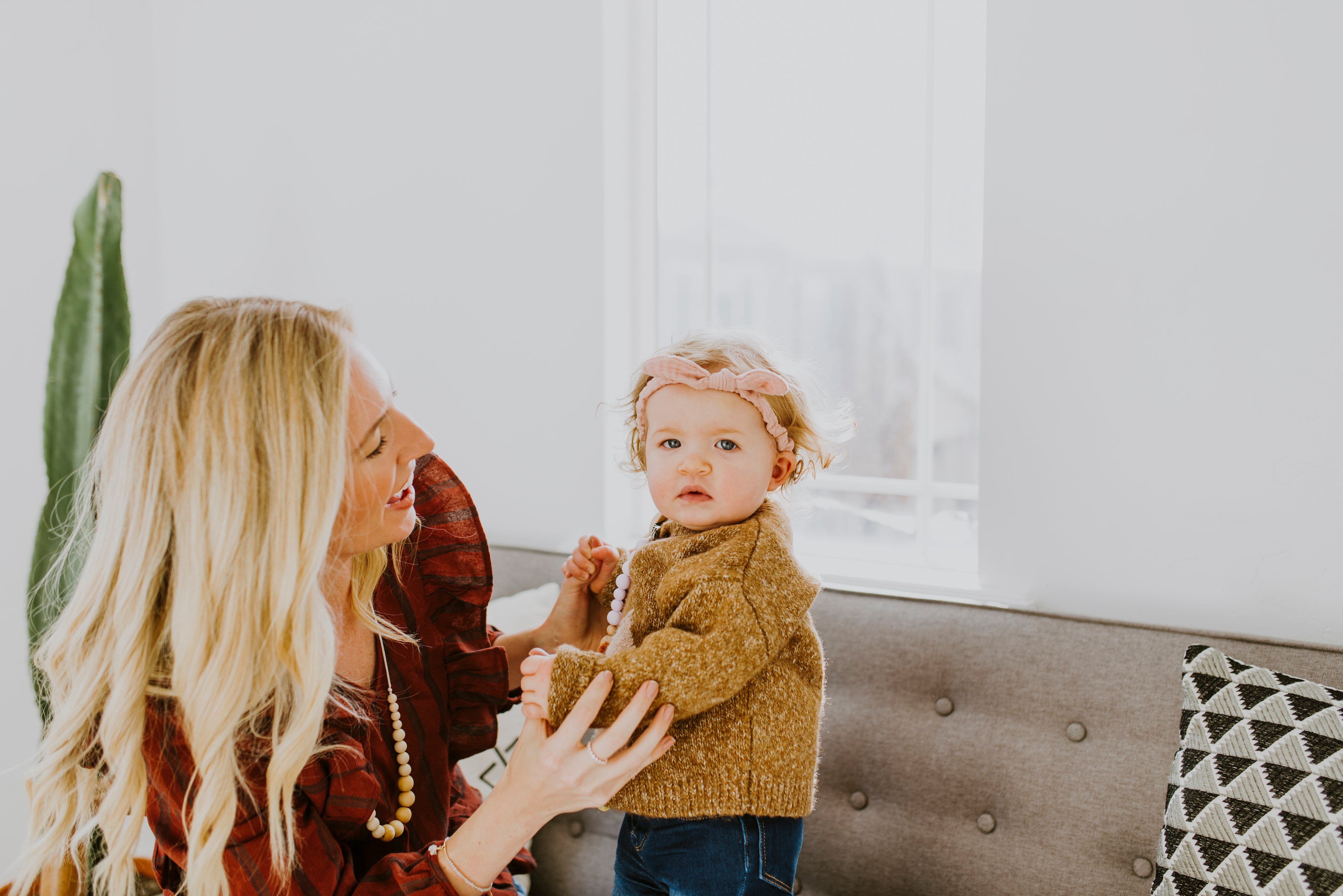 The Landon- Cream Teething Necklace – Chewable Charm